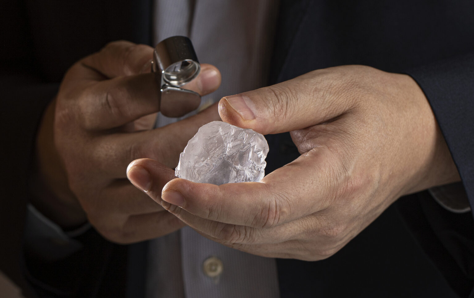 10 Fossicking Places For Diamonds In Australia – Golden Silver Gems