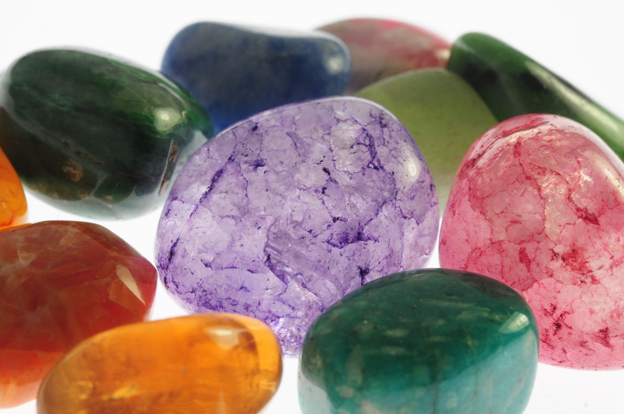 Gemstones Fossicking In WA: (Where To Find) – Golden Silver Gems