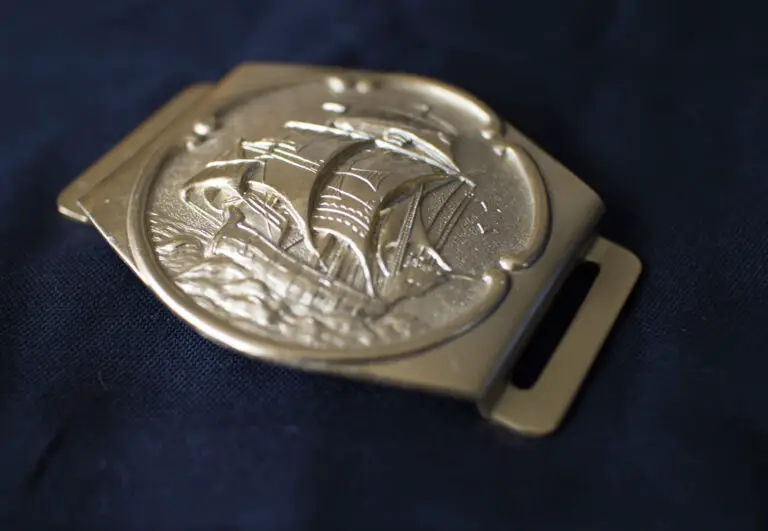 5 Tricks To Finding Real Silver At Thrift Stores – Golden Silver Gems